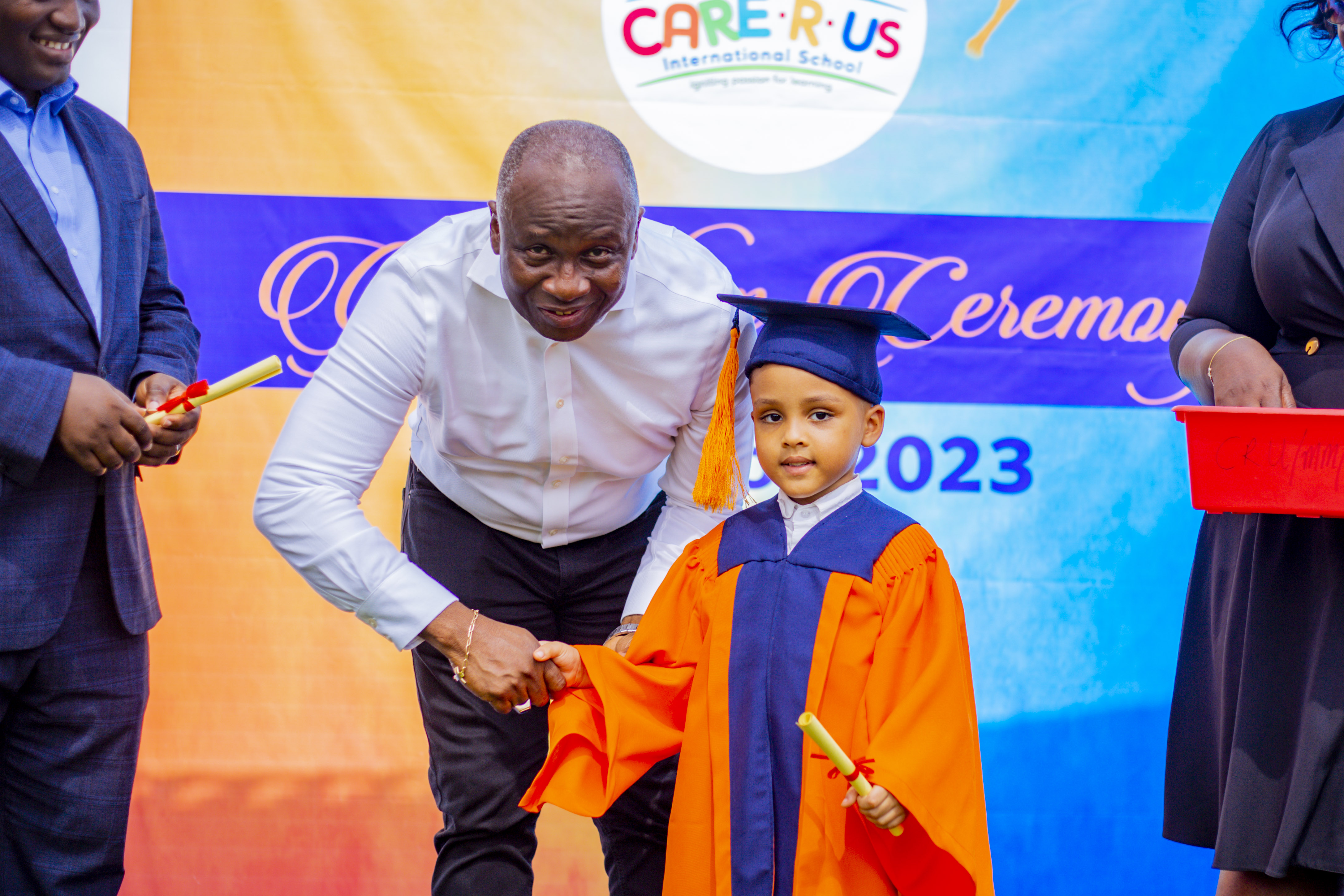 Care R Us International School